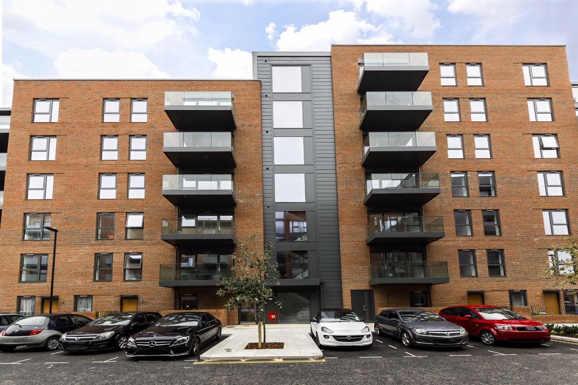 Free property report 33 Redwell House, Singapore Road, London, W13 0FE ...