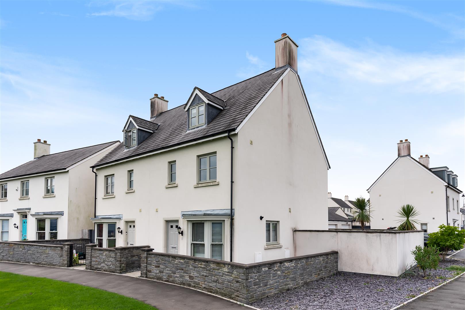 Free property report 5, Ridgeway Lane, Llandarcy, Neath, SA10 6FY - Chimnie