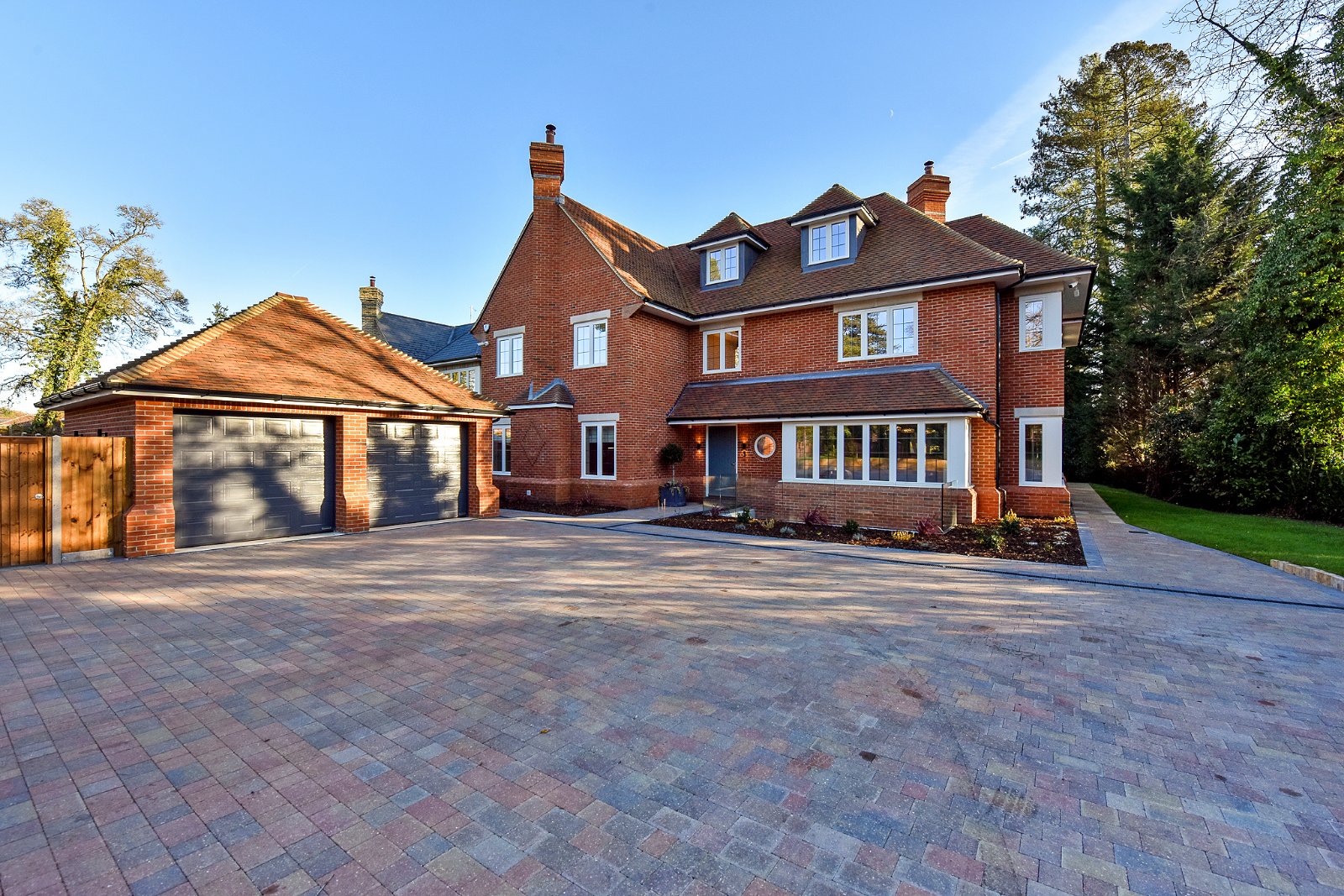 Free property report 2 Knottocks Drive, Knotty Green, Buckinghamshire ...