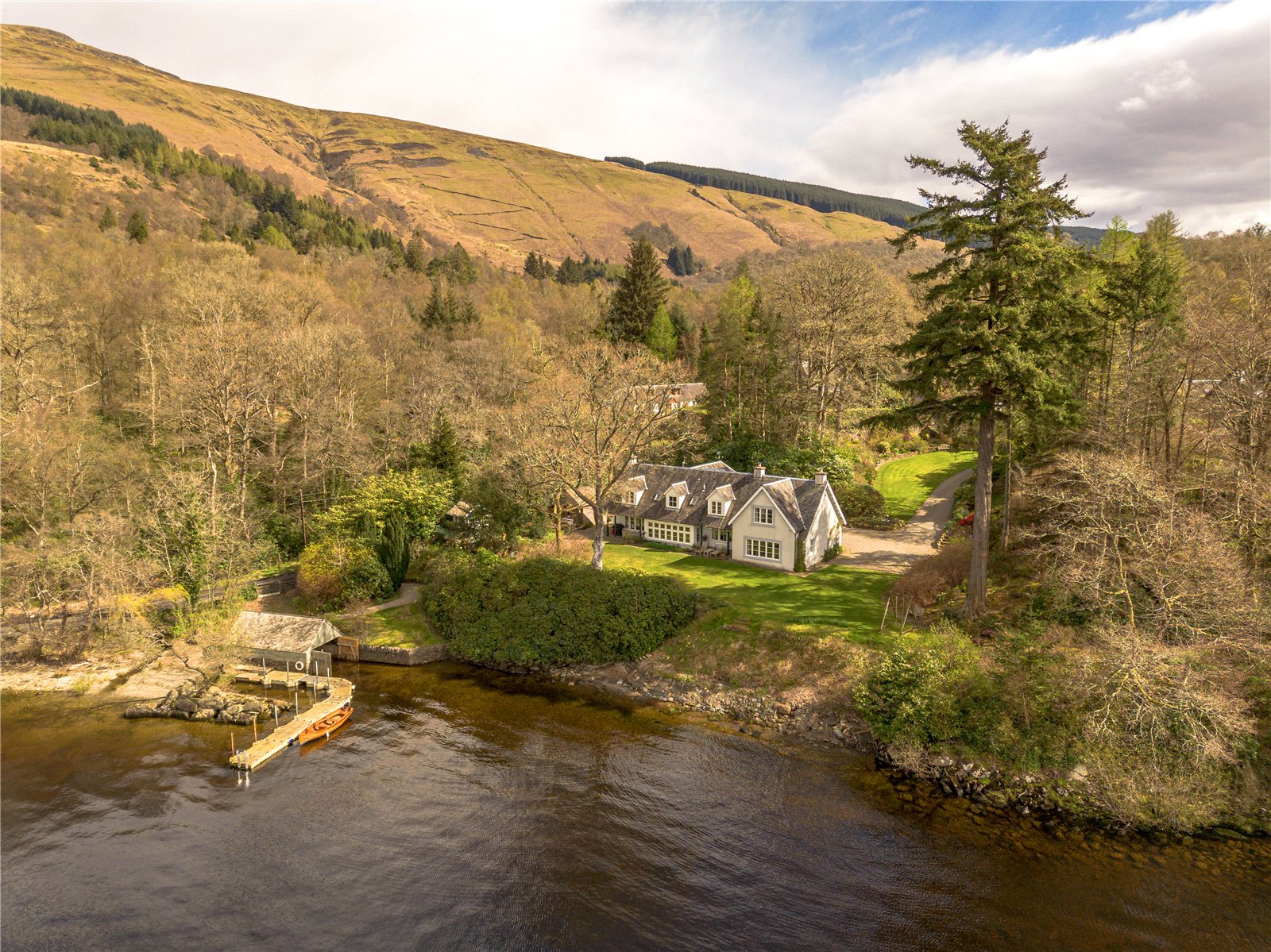 Photos of Na Lagan, Lochard Road, Aberfoyle, Stirling FK8 - 68199097 ...