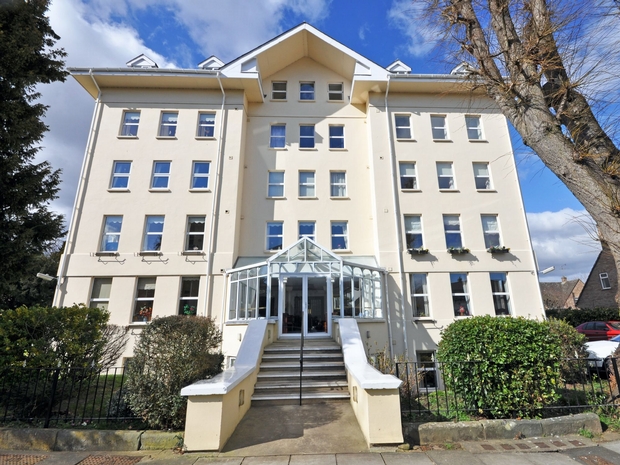 Free property report Flat 5, Westbourne House, Westbourne Drive ...