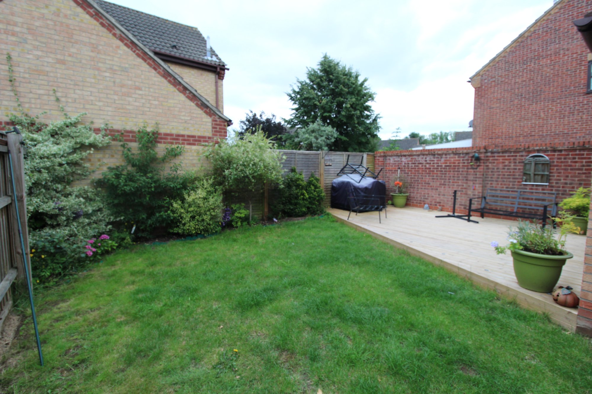 Free property report 53 Charles Melrose Close, Mildenhall, IP28 7BA ...