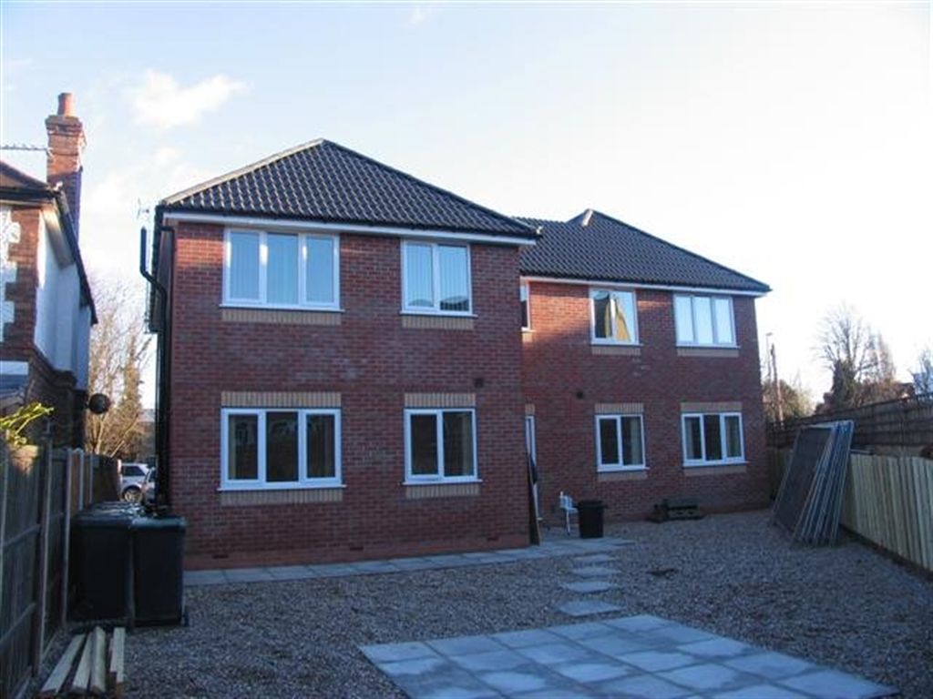Free property report Flat 2, 178, Bye Pass Road, Beeston, Nottingham ...