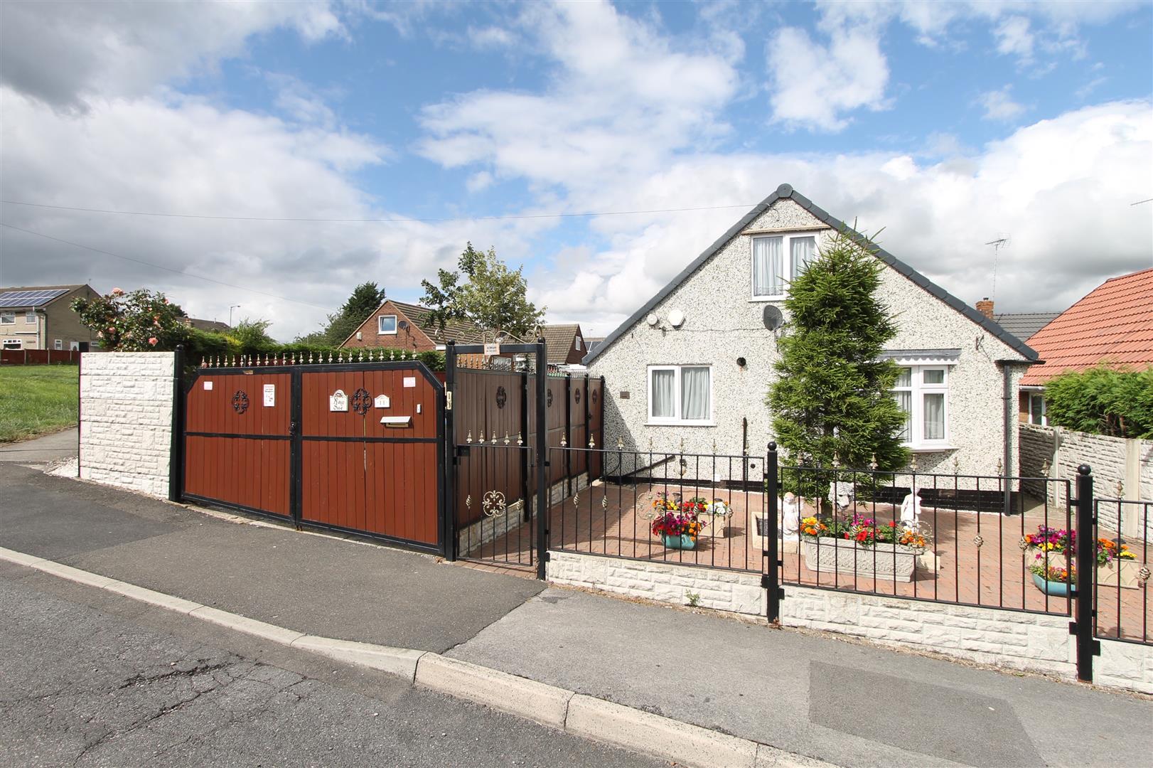 Free property report 11 Cavell Drive, Danesmoor, S45 9SD - Chimnie