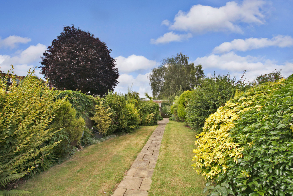 Free property report 69 Buriton Road, Harestock, SO22 6JL - Chimnie