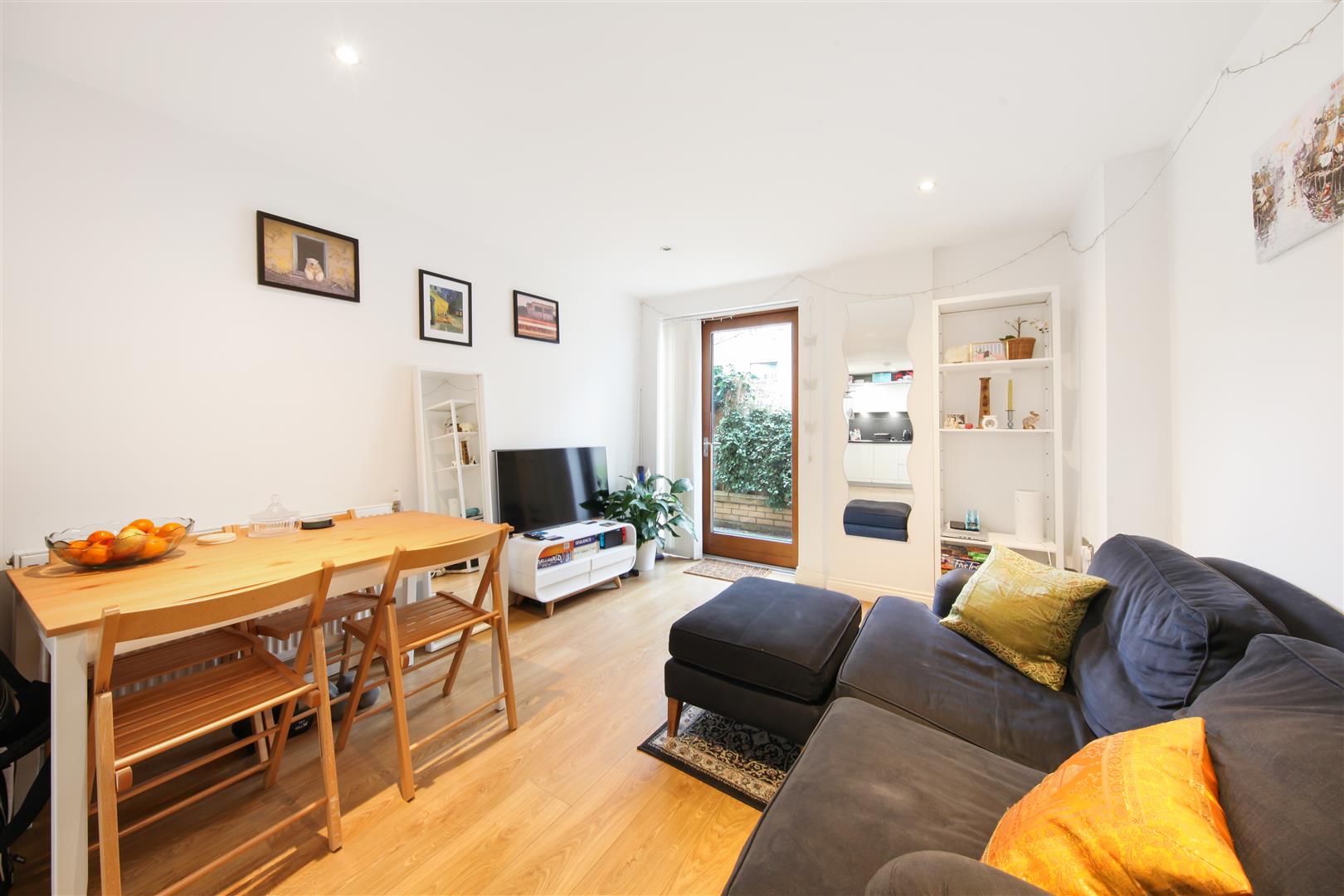Free property report Flat 5, Findlay House, 7, Trevithick Way, London ...