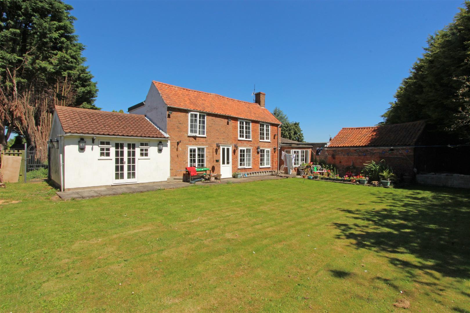 Free property report The Old Farmhouse, Pethley Lane, Pointon, Sleaford ...