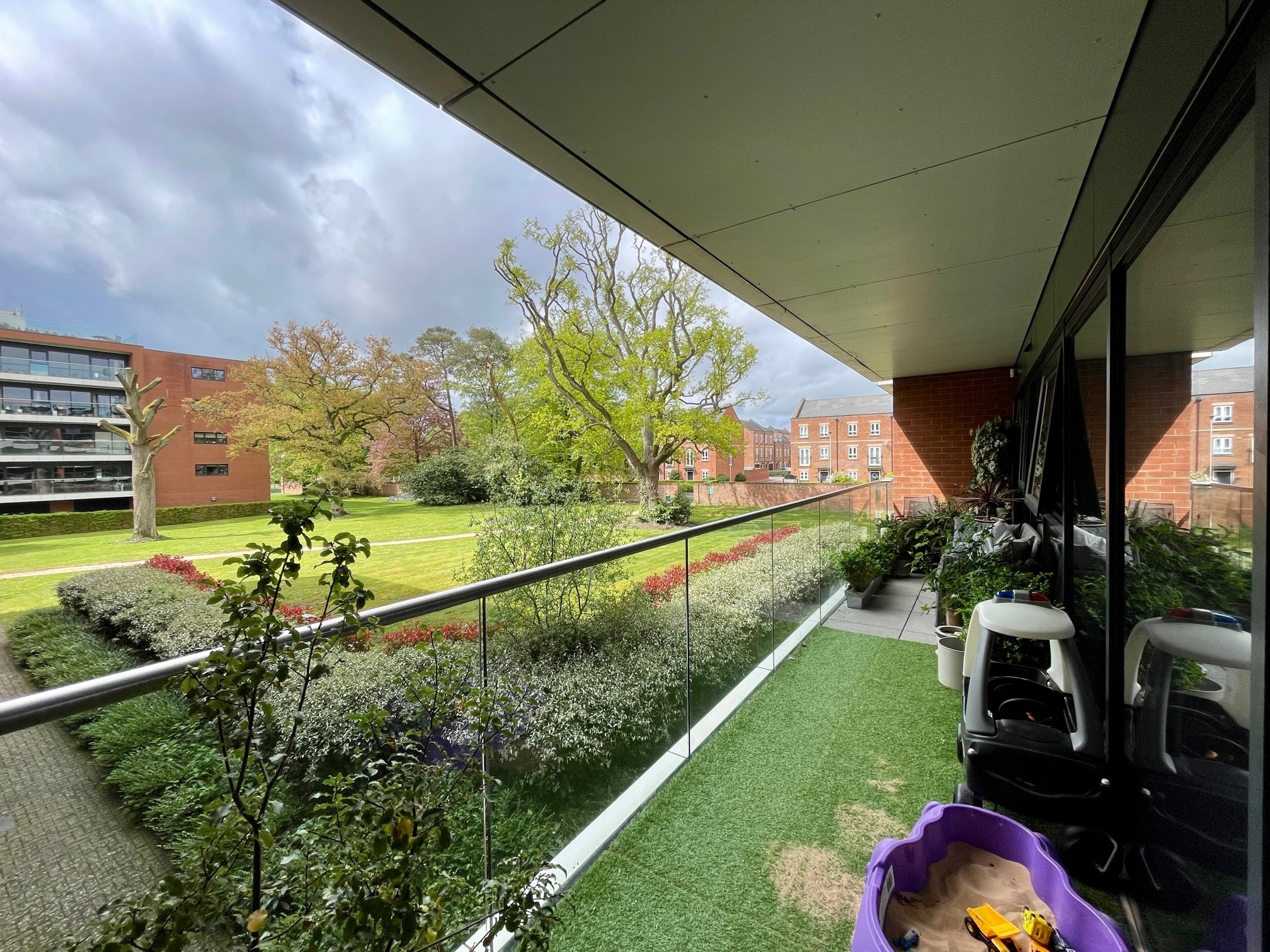 Free property report 2, Bregawn House, Racecourse Road, Newbury, RG14 ...