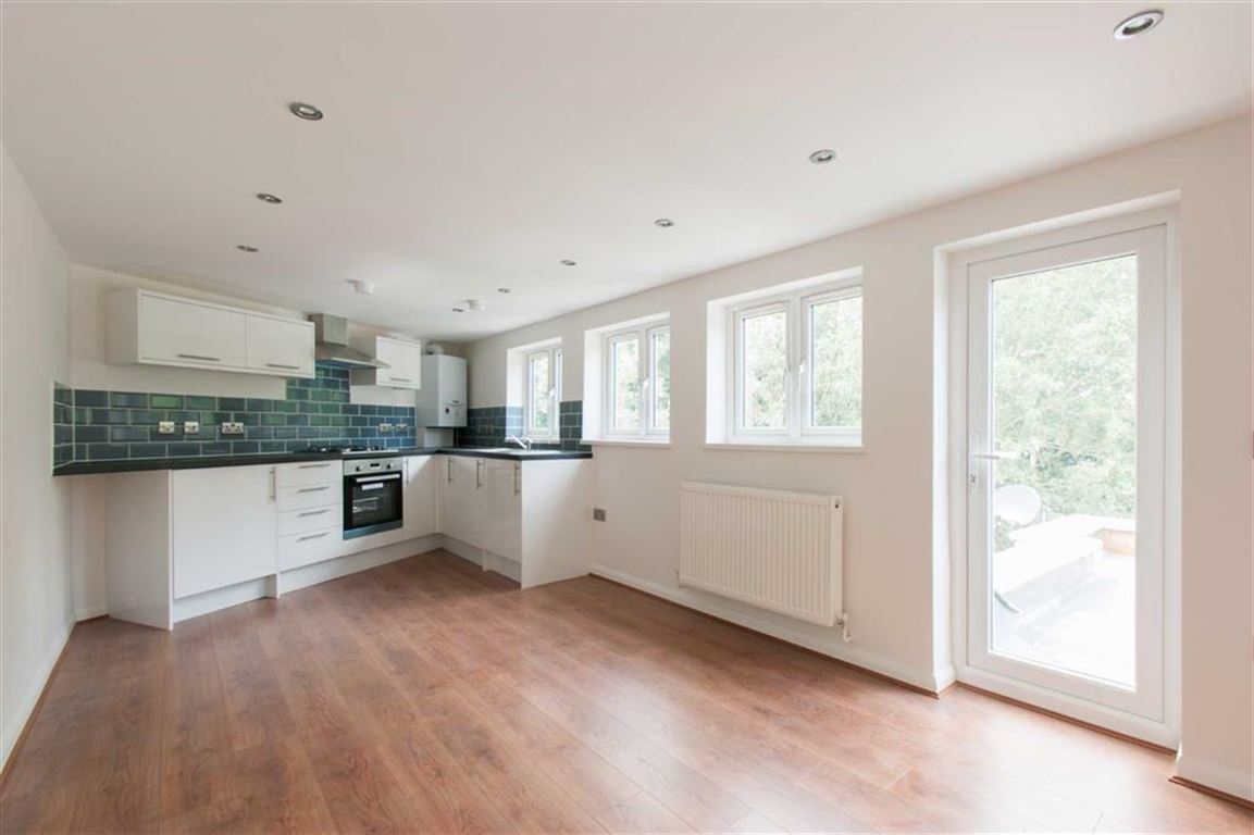 Free property report 95B, Wells House Road, Park Royal, NW10 6EA - Chimnie