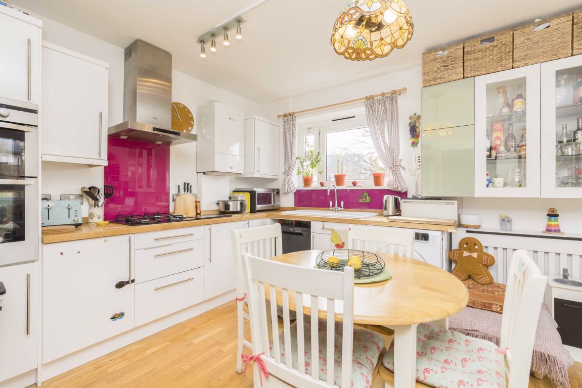 Free property report Flat 7, Angrave Court, Scriven Street, London, E8 ...