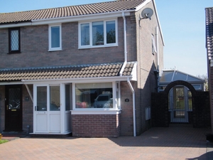 Free property report 12 Clos Cae Fainc, Llangennech, Llanelli, SA14 8TQ ...
