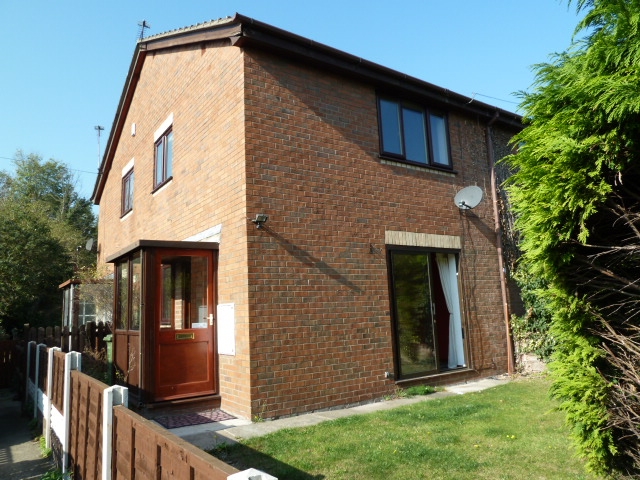 Free property report 11, Priory Grange, Pontefract, WF8 2NZ - Chimnie