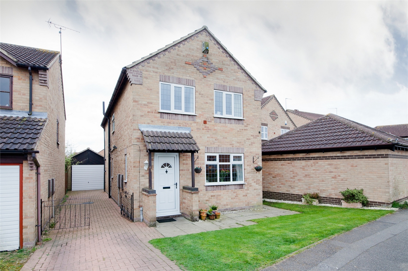 Free property report 41 Centurion Way, Brough, HU15 1DF - Chimnie