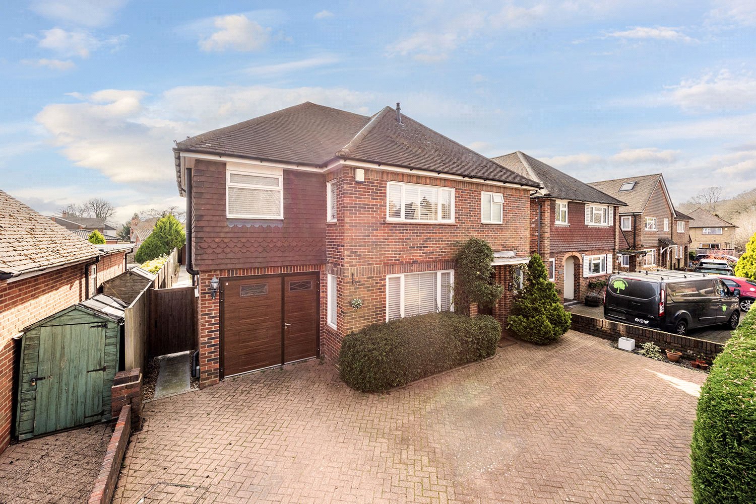 4 bedroom detached house for sale - MillionPlus.com The Luxury Marketplace