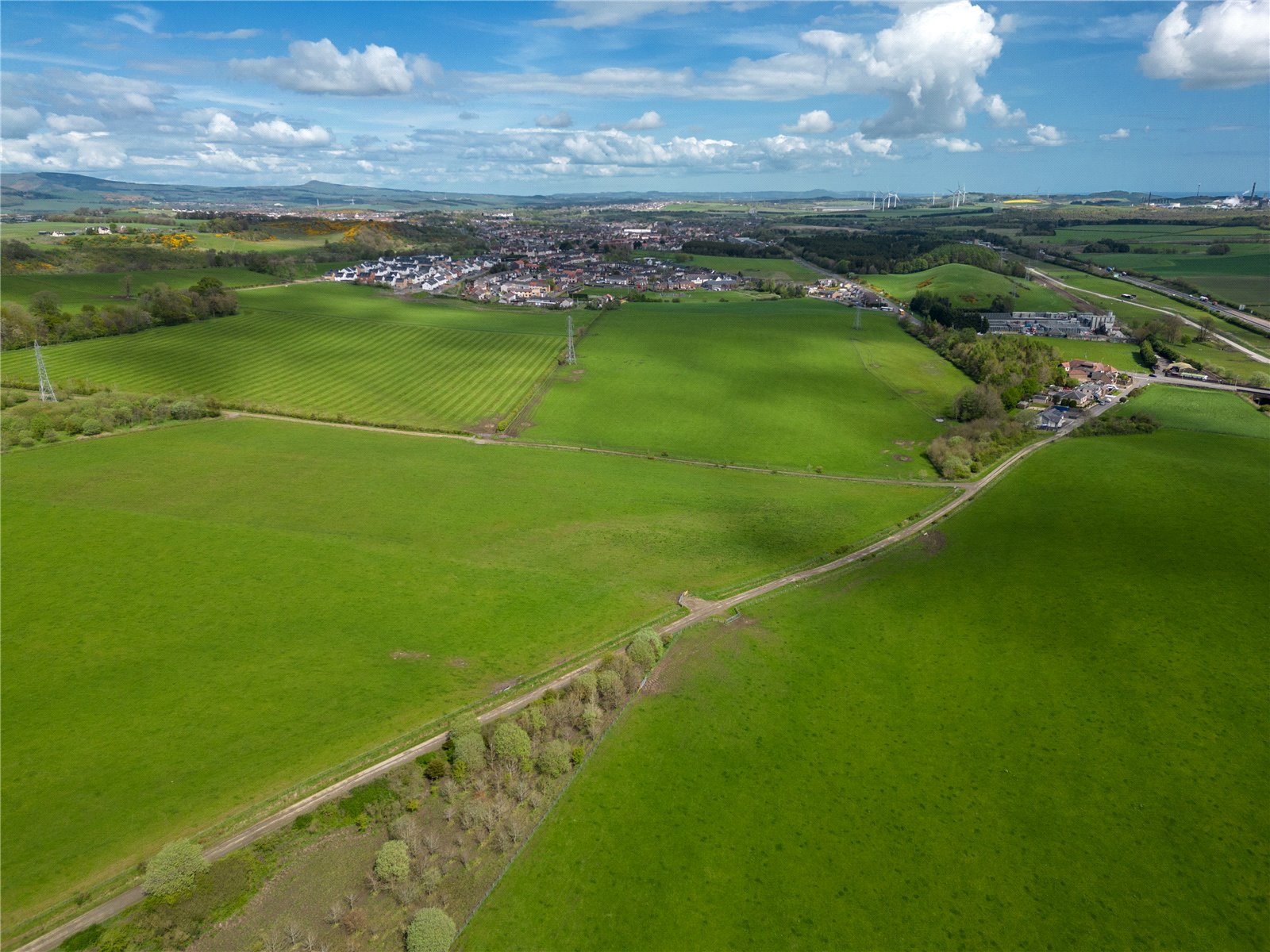 Photos of Hill Of Beath, Crossgates, Cowdenbeath, Fife KY4 - 64899095 ...