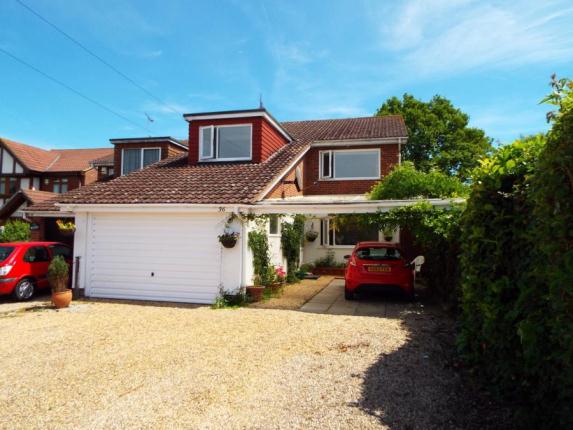 Free property report 36, High Road North, Laindon, Basildon, SS15 4DP ...