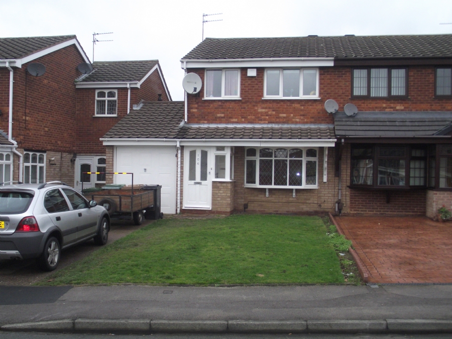 Free property report 106, Furzebank Way, Willenhall, WV12 4BG - Chimnie