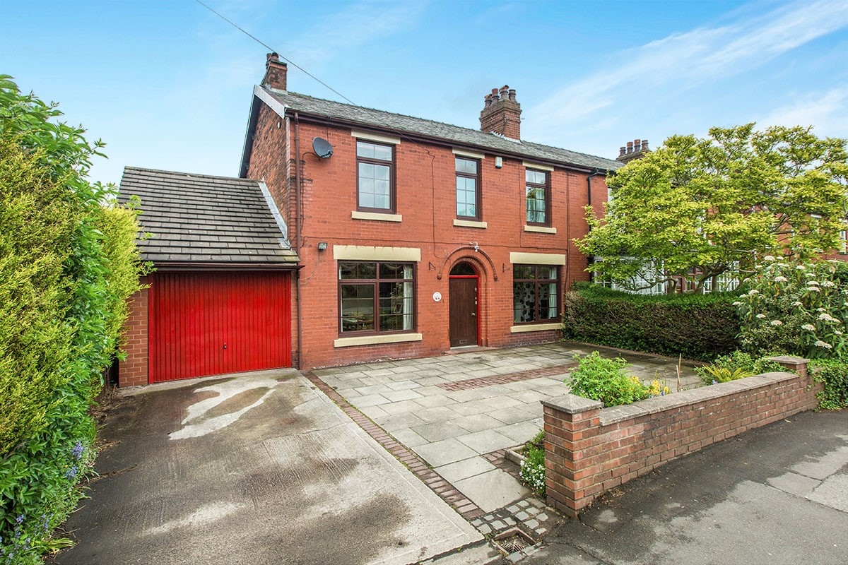 Free property report 5, Wham Lane, New Longton, Preston, PR4 4XB - Chimnie