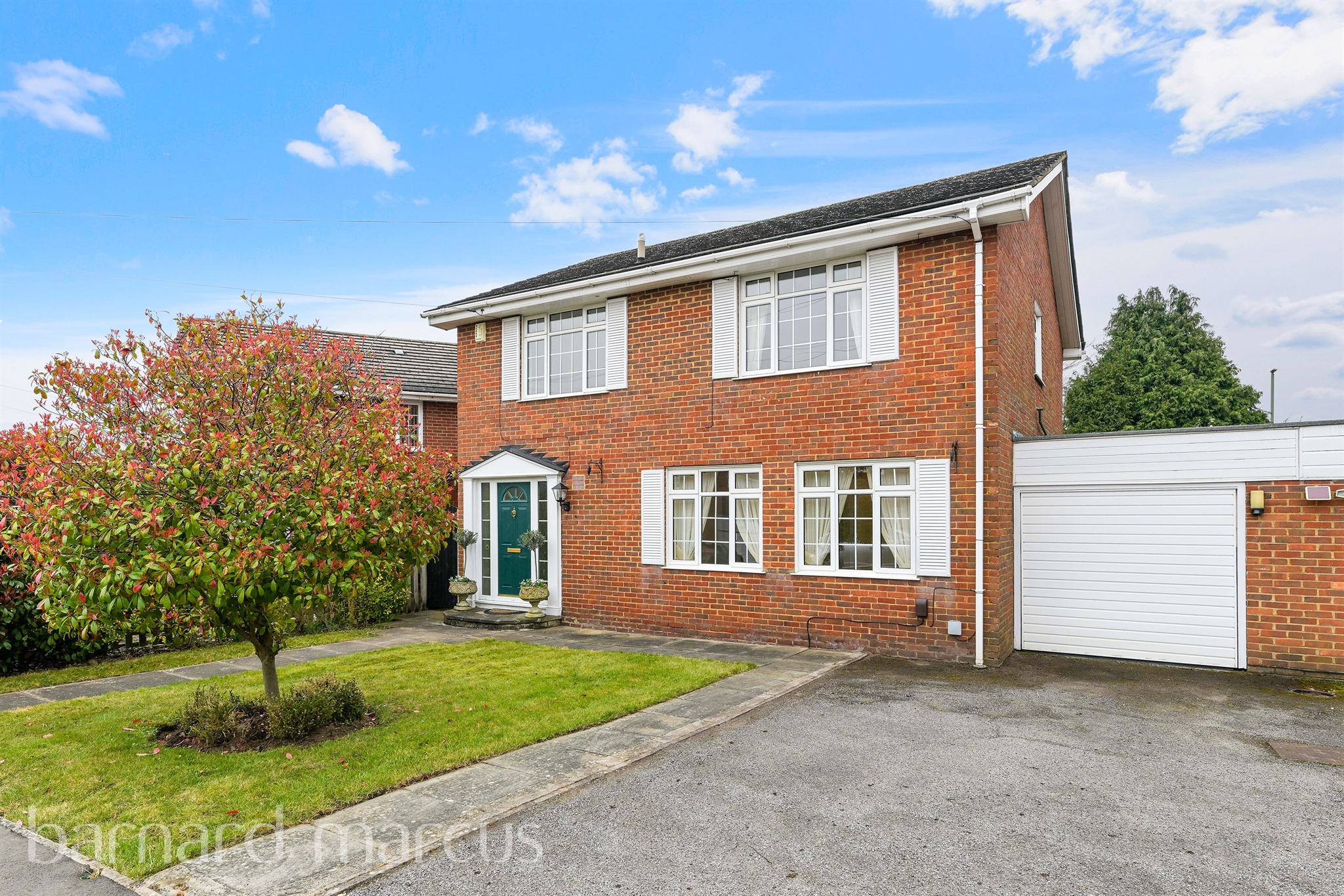 Free property report 22, Fir Tree Close, Epsom, KT17 3LD - Chimnie