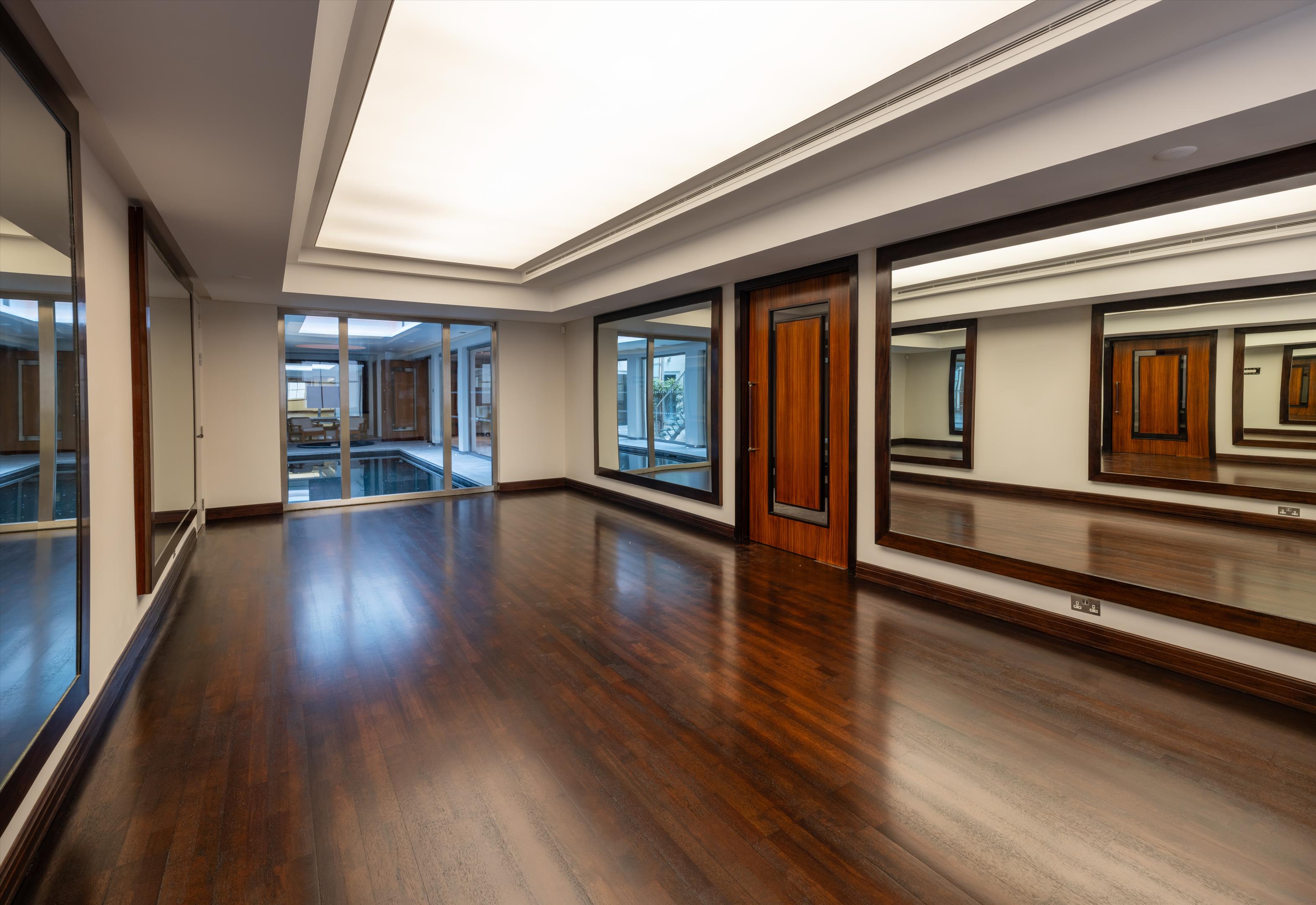 Photos of Cavendish Avenue, London NW8 - 67623541 | PrimeLocation