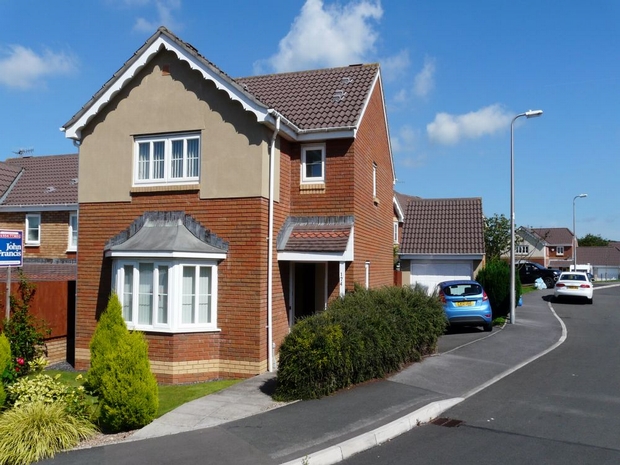 Free property report 174, Pant Bryn Isaf, Llwynhendy, Llanelli, SA14 ...