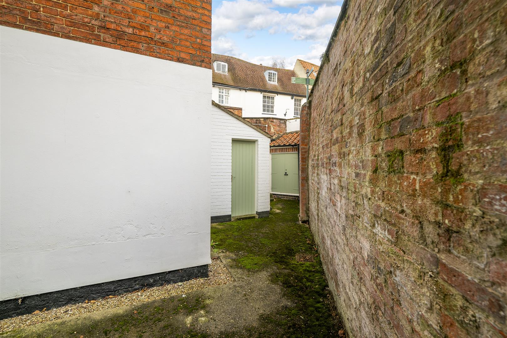 Photos of Danesgate, Lincoln LN2 - 68834152 | PrimeLocation