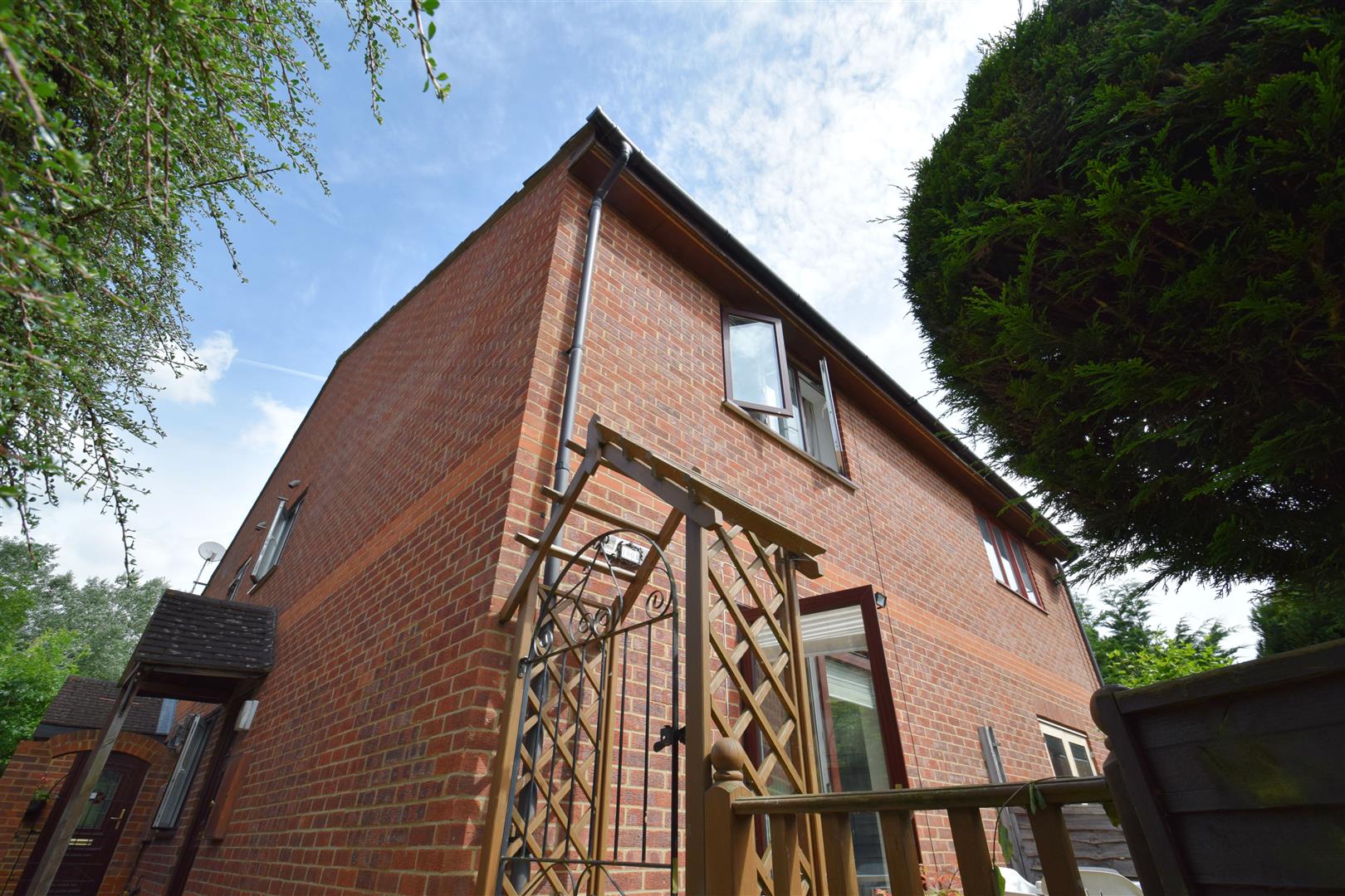Free property report 100b, Grazeley Road, Three Mile Cross, Reading ...