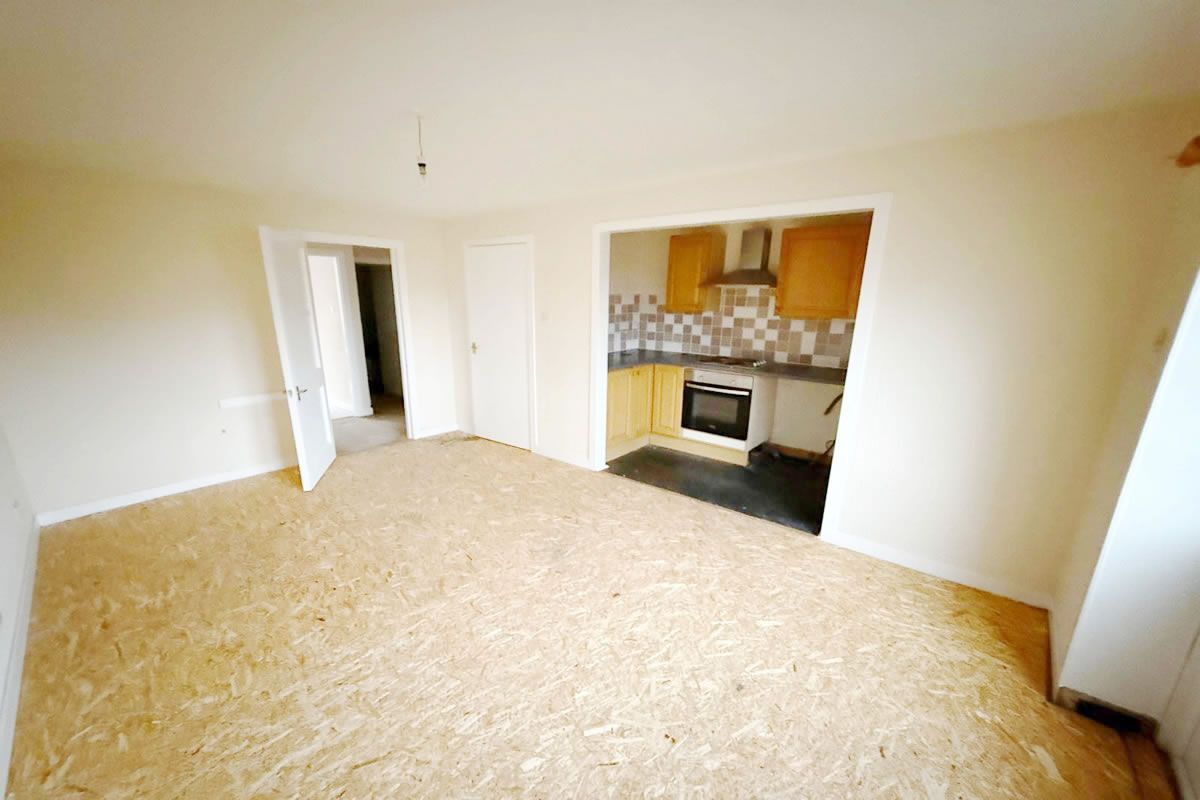 Photos of 300A, High Street, Methil, Fife KY83Ej KY8 - 68870549 ...