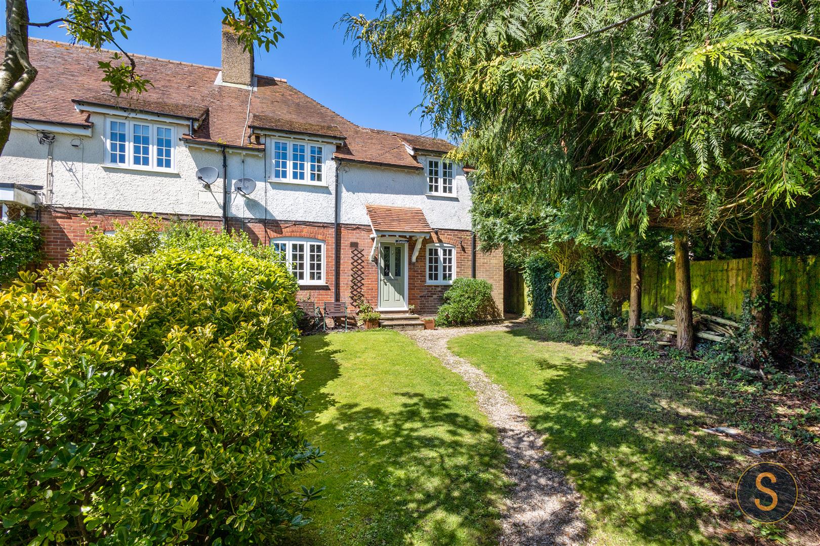 Free property report The Mouse House, Chesham Road, Wigginton, Tring ...