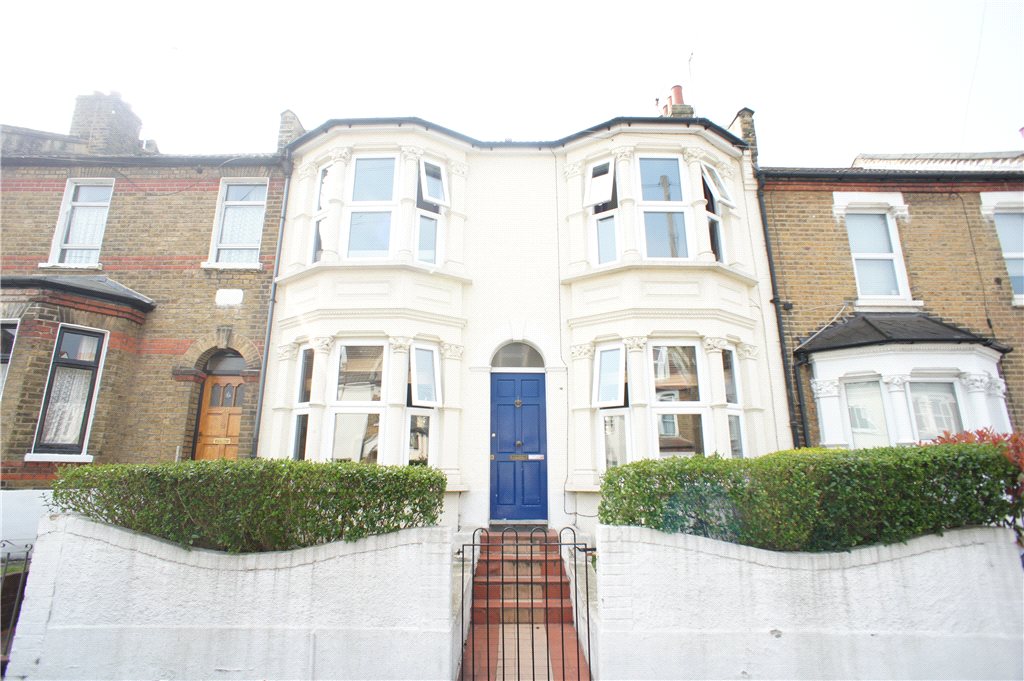 Free property report 18, Saunders Road, London, SE18 1NU - Chimnie