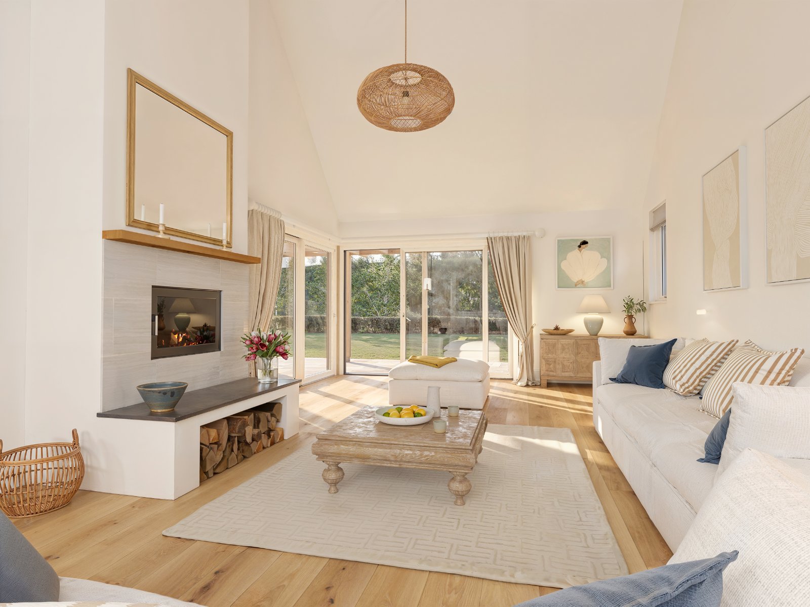 Photos of Newbuildings, Sandford, Crediton, Devon EX17 - 60773921 ...