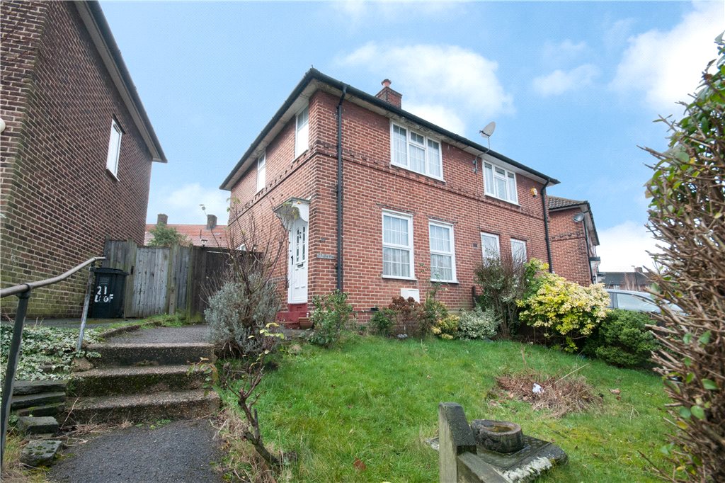 Free property report 23, Leof Crescent, London, SE6 3QP - Chimnie