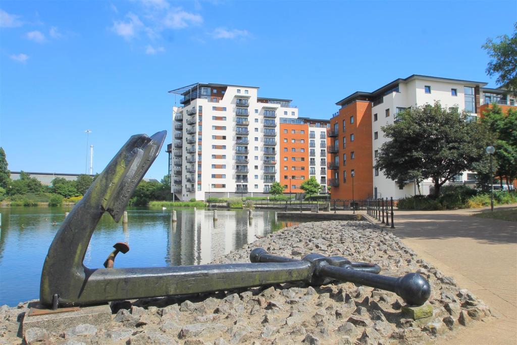 Free property report 178, Galleon Way, Cardiff, CF10 4JD - Chimnie