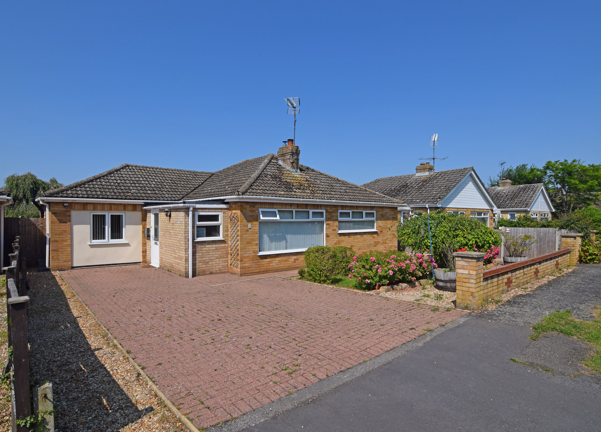 Free property report 6, Elmtree Grove, West Winch, King's Lynn, PE33 ...