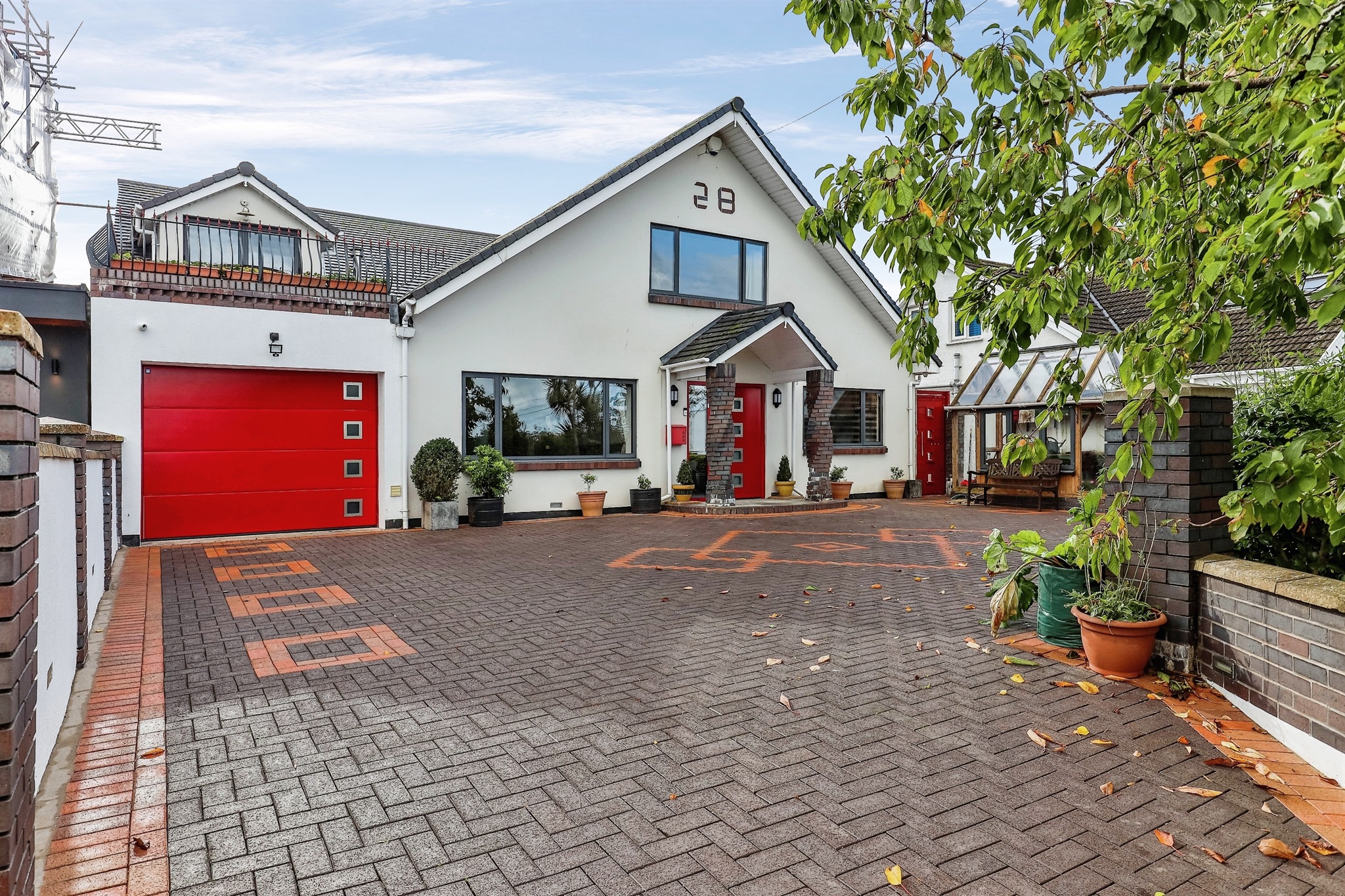 5 bedroom detached bungalow for sale - Million Plus.com The Luxury ...