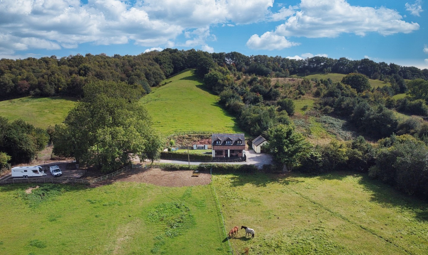 Free property report Stable Cottage, Eaves Lane, Cheadle, Stoke-on ...