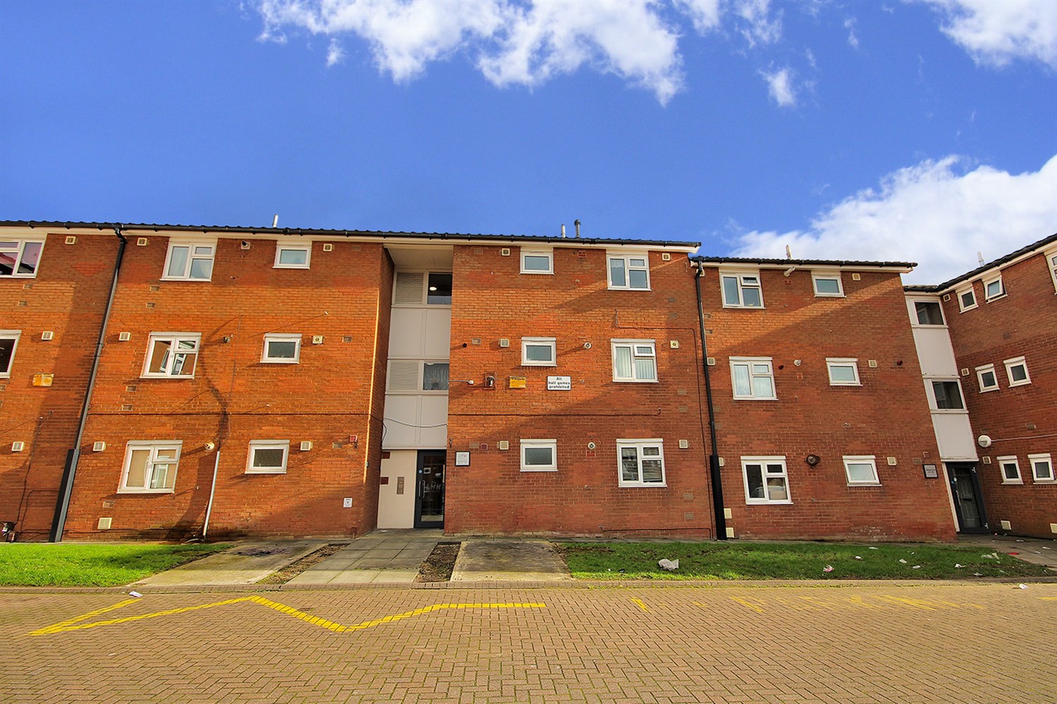 Free property report 29, Elleray Drive, Liverpool, L8 4UN - Chimnie