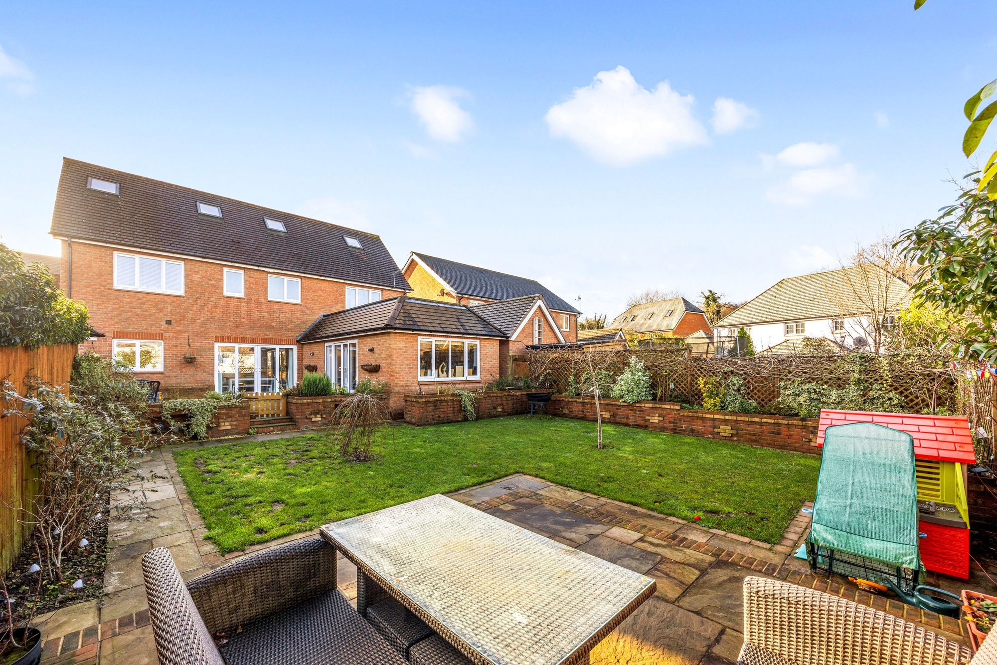 6 bedroom detached house for sale - Million Plus.com The Luxury Marketplace