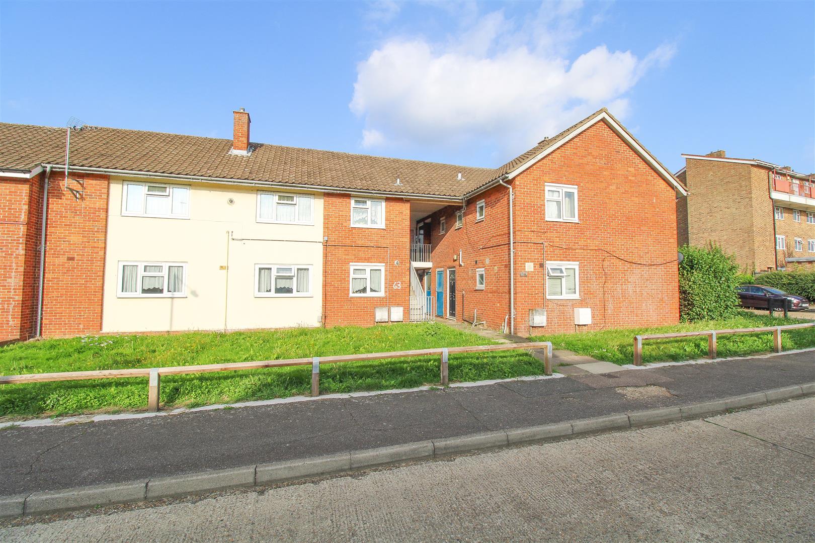 Free property report 68, Wedhey, Harlow, CM19 4AE - Chimnie
