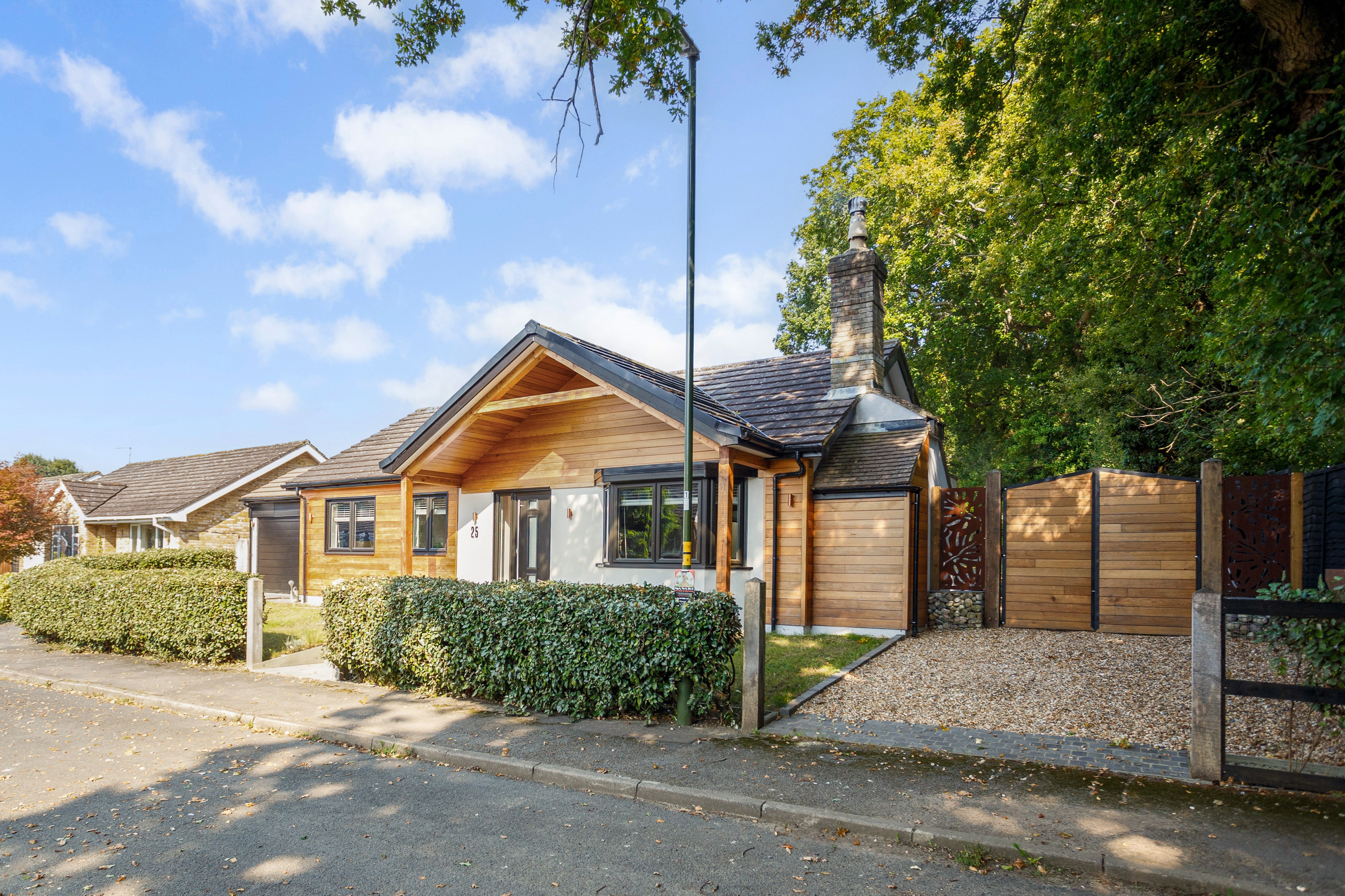 Free property report 25, Nightingale Walk, Billingshurst, RH14 9TY ...