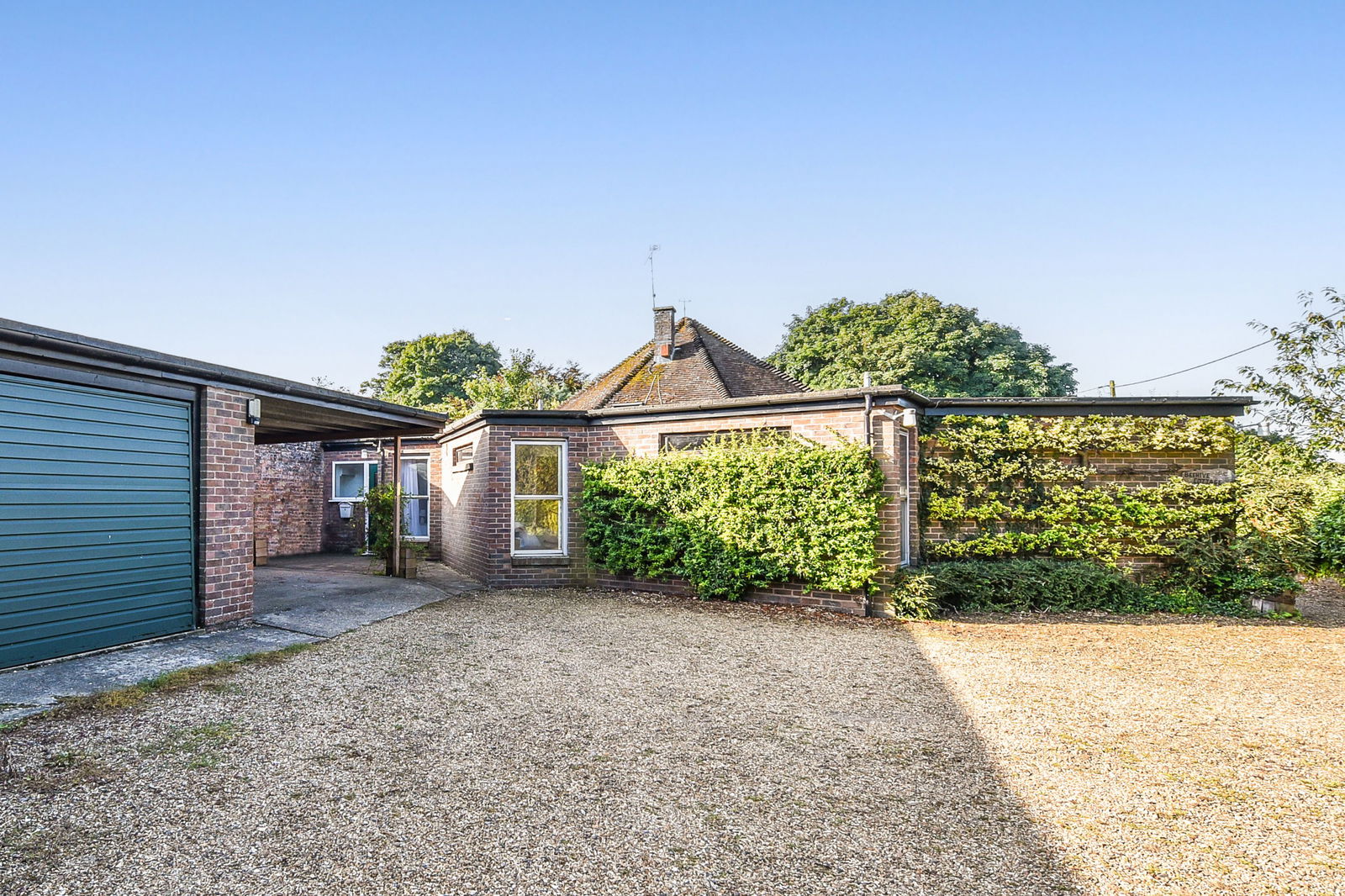 Free property report Beehive Cottage, Preston Candover, Basingstoke ...