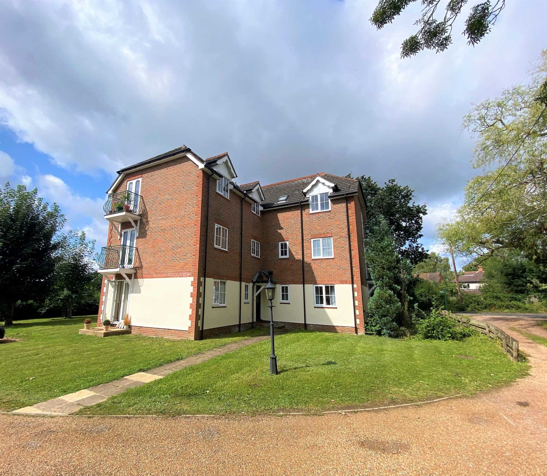Free property report Flat 7, Baybrook, Maidenhead Road, Cookham ...