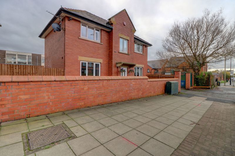 Free property report 203, Ince Green Lane, Ince, Wigan, WN3 4RP - Chimnie