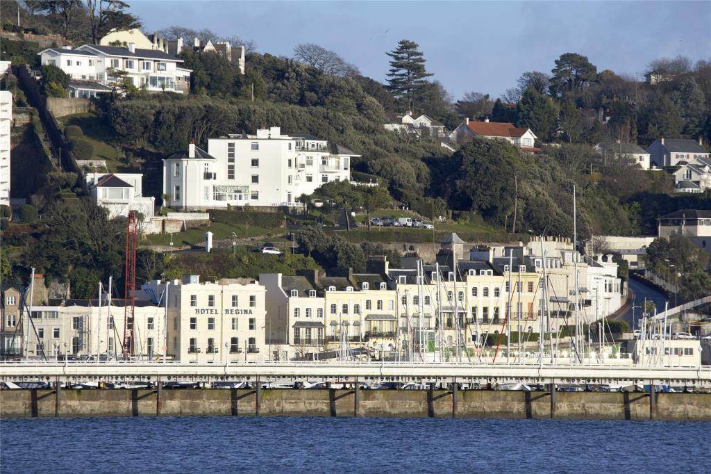 Free property report 11 Park Hall, Park Hill Road, Torquay, TQ1 2BL ...