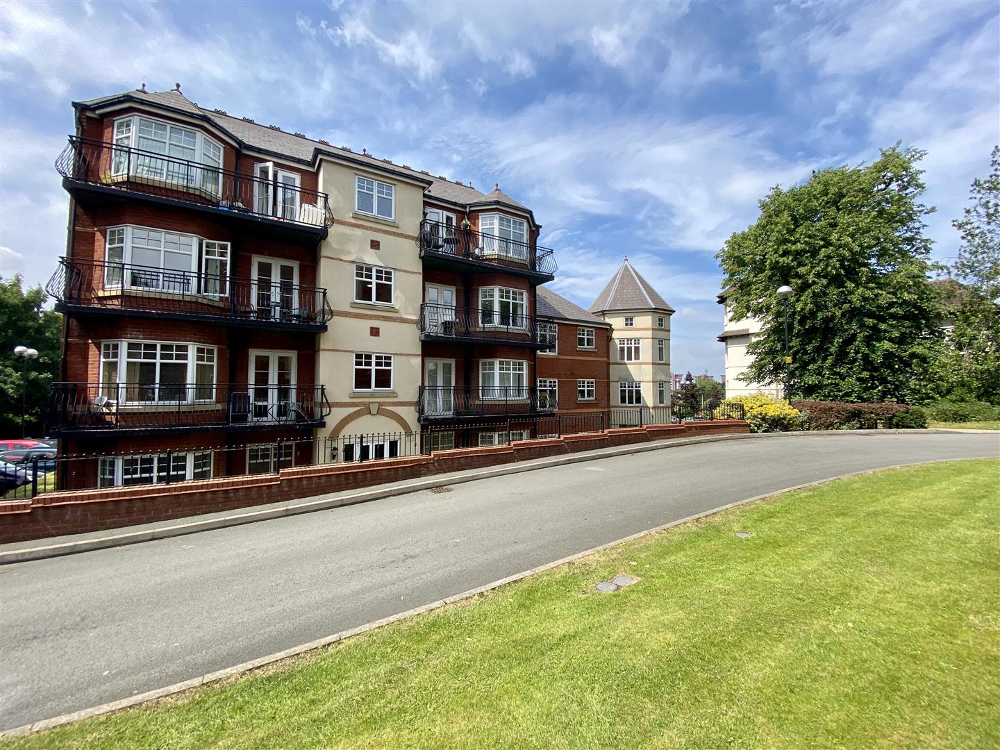 Free property report 38, Pennant Court, Penn Road, Wolverhampton, WV3 ...