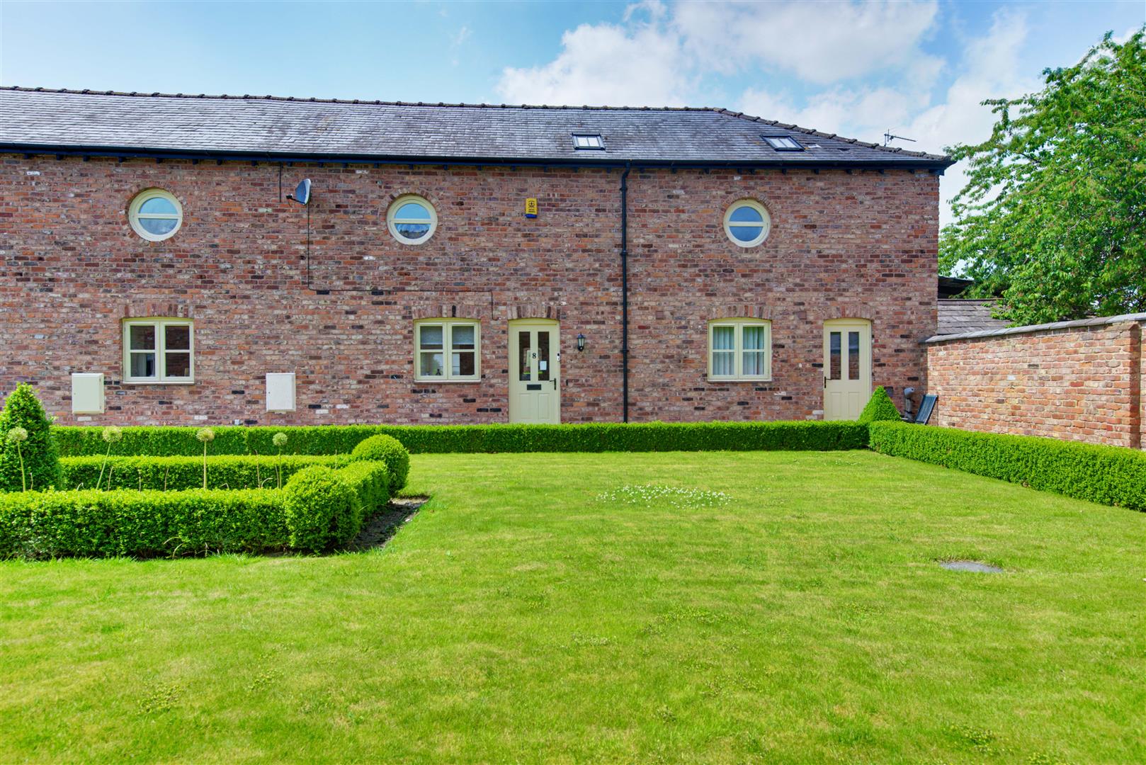 Free property report 8 Smethwick Hall Farm Barns, Smethwick Lane ...