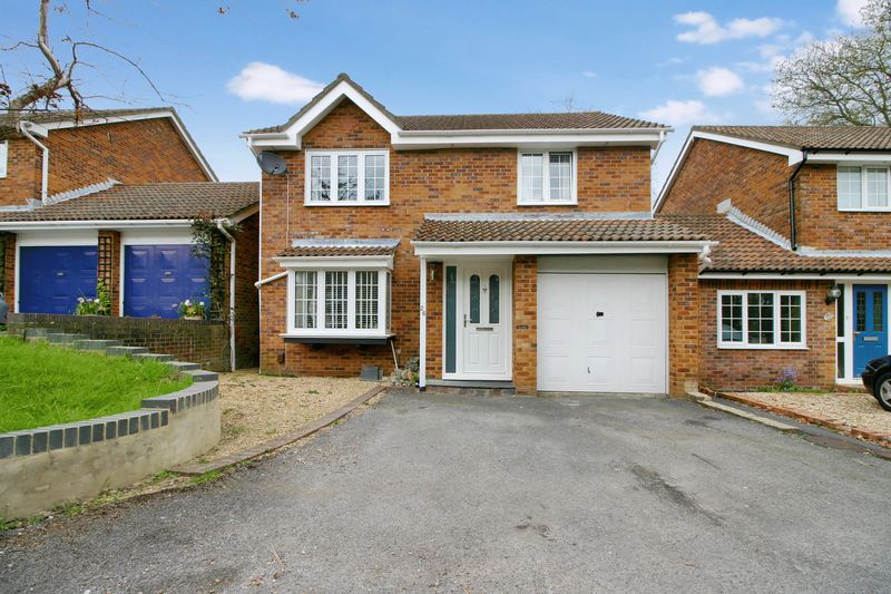 Free property report 26 James Grieve Avenue, Locks Heath, Southampton ...