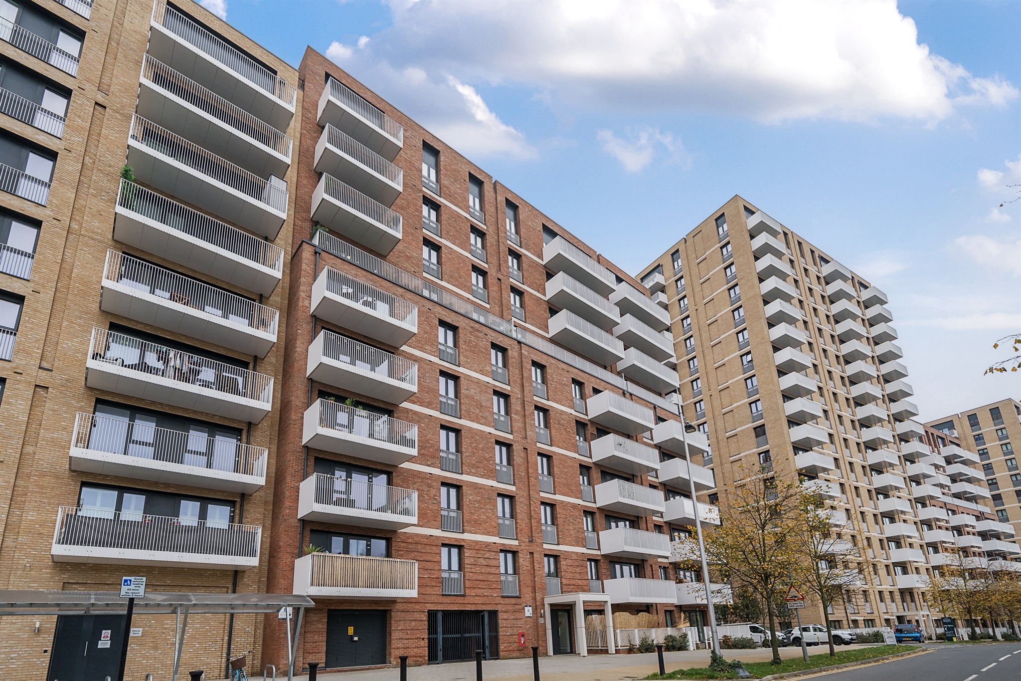 Free property report Flat 131, Baronet House, 9, Lakeside Drive, London ...