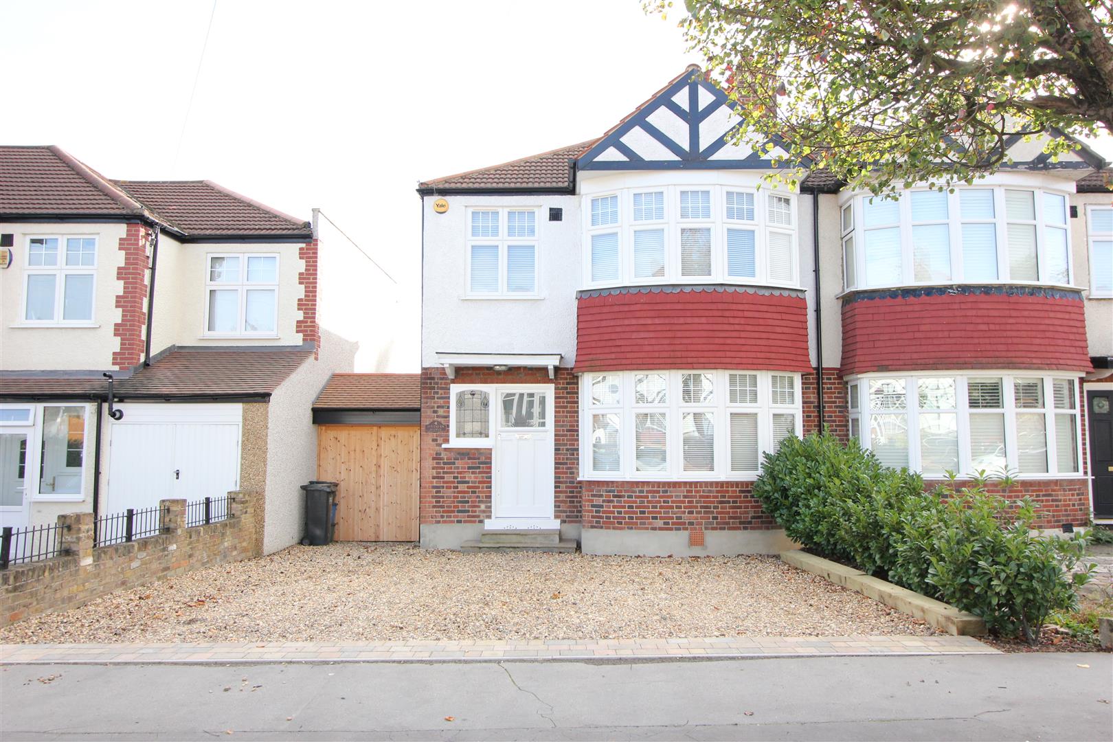 Free property report 4 Southern Avenue, South Norwood, London, SE25 4BT ...