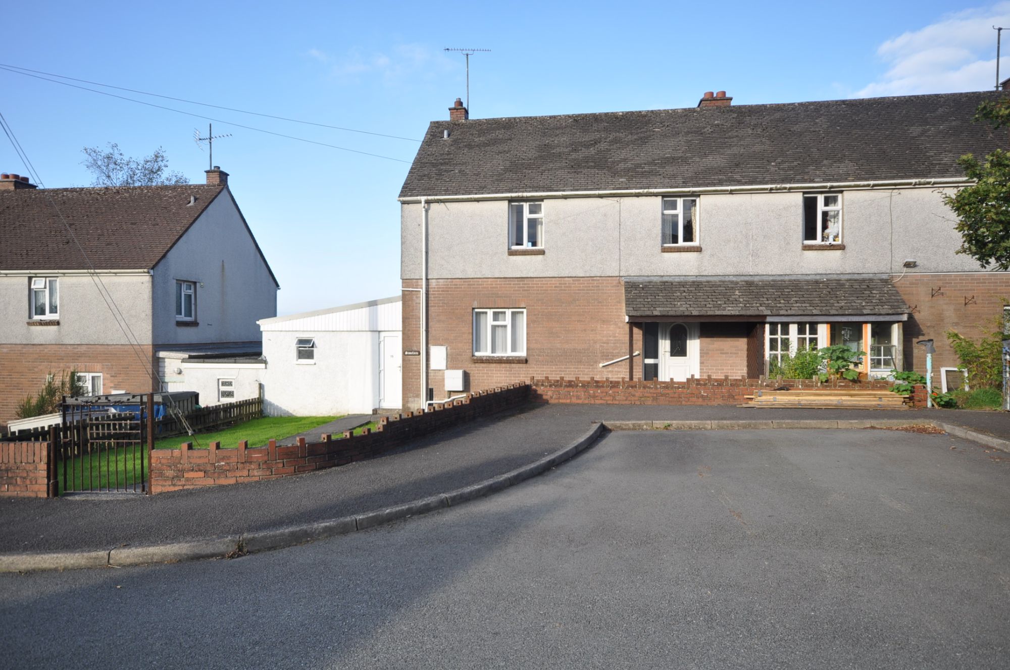 Free property report 15, Lon Hywel, Whitland, SA34 0BE - Chimnie